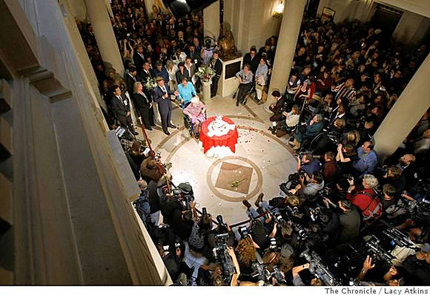 Lesbian pioneer activists see wish fulfilled