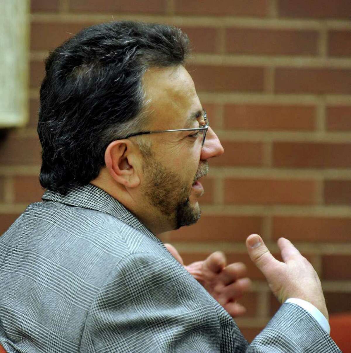 Defense lawyer seeks to bar evidence