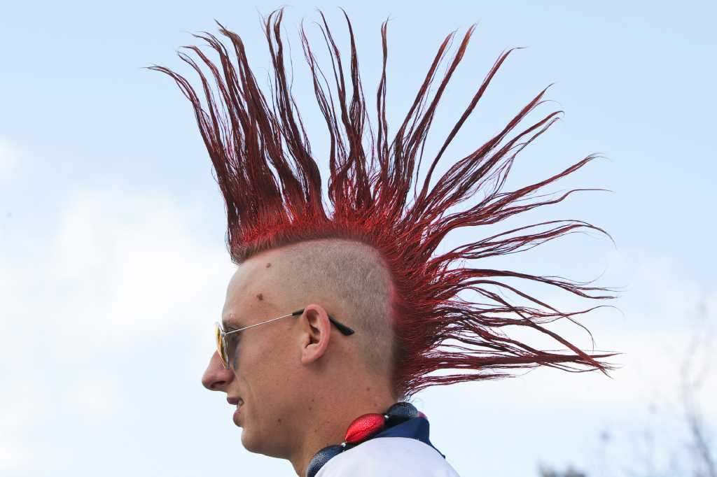 Texans super fan vs. crazy fanatic