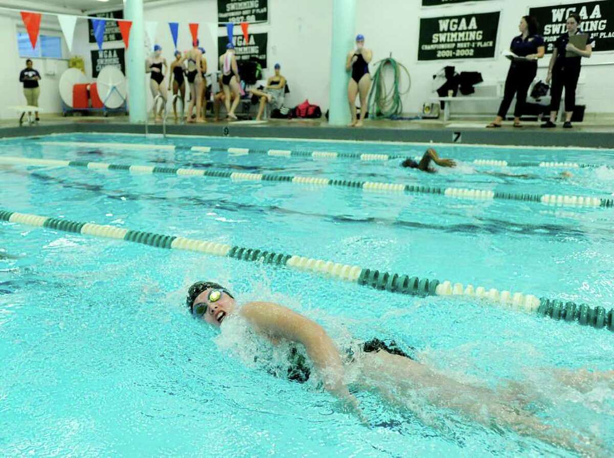 Sacred Heart swimmers leave Ethel Walker in their wake