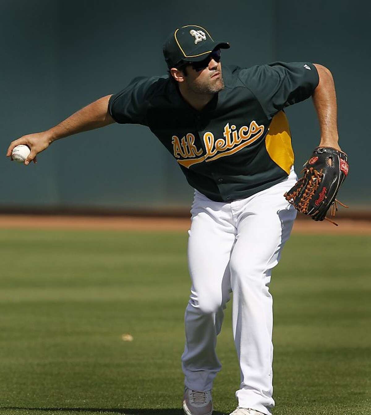 A's Conor Jackson is healthy after 2 lost seasons