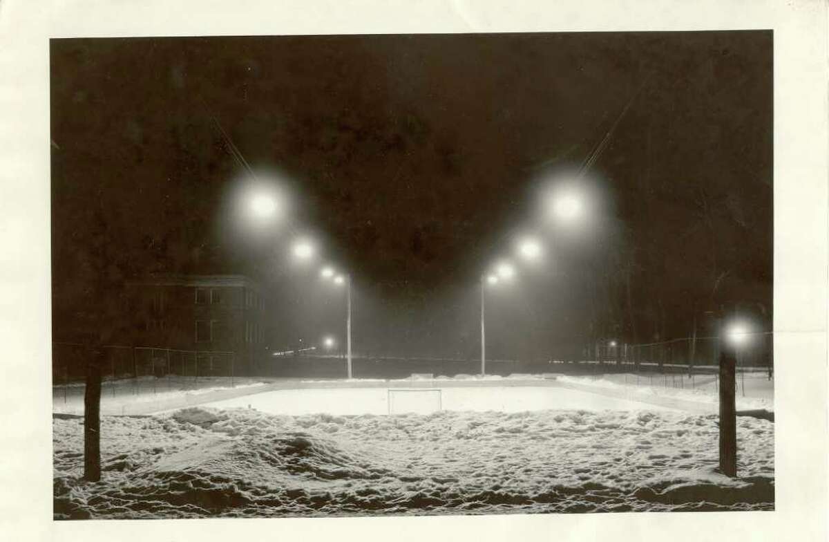 Outdoors old hat to Union