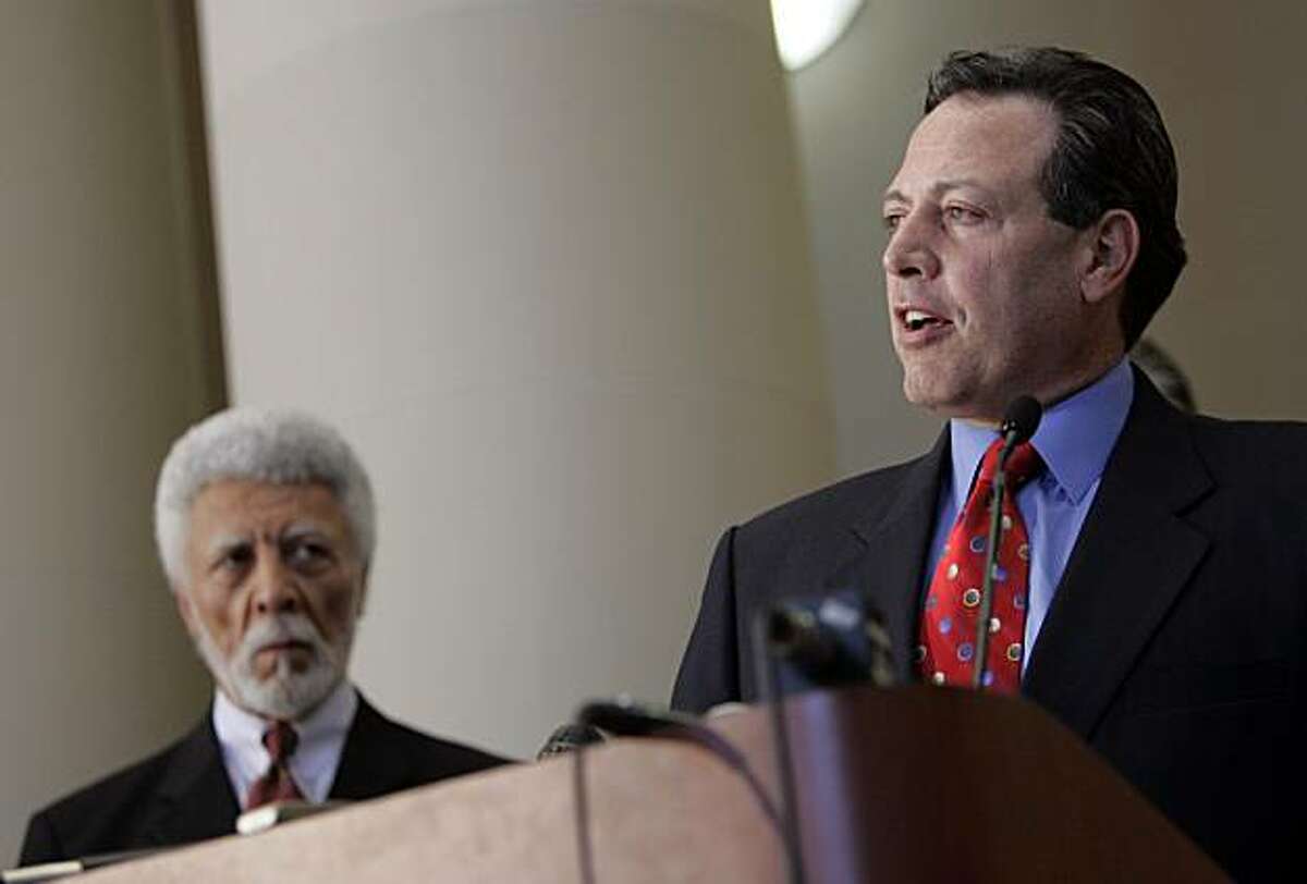 Oakland to seek Fruitvale anti-gang injunction