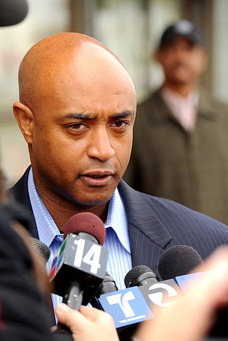 Anthony Batts' move would add to Oakland turmoil