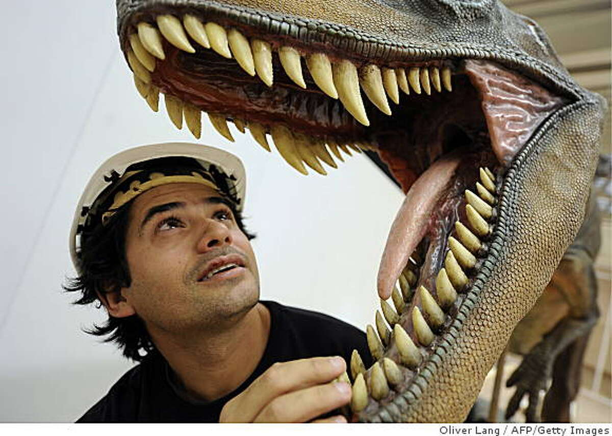Dinosaurs - Giants of Argentina