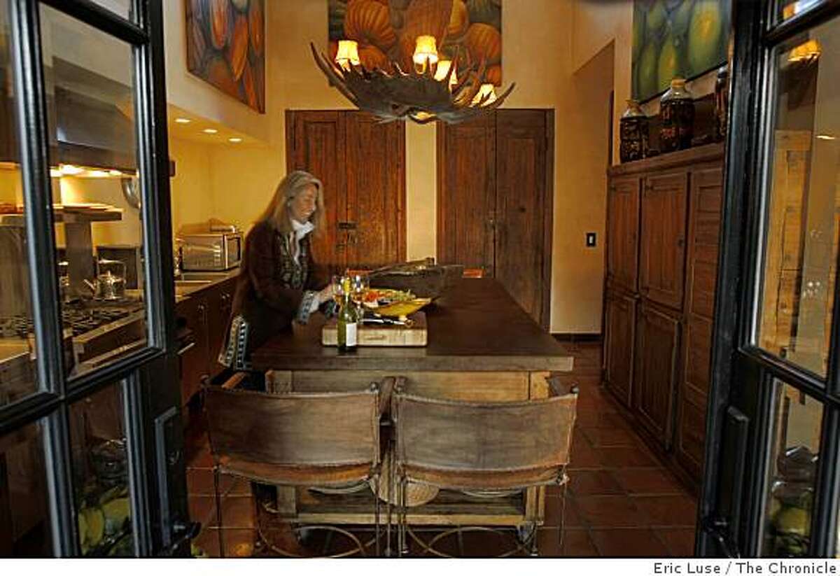 Sonoma couple's house shows Mexican influence