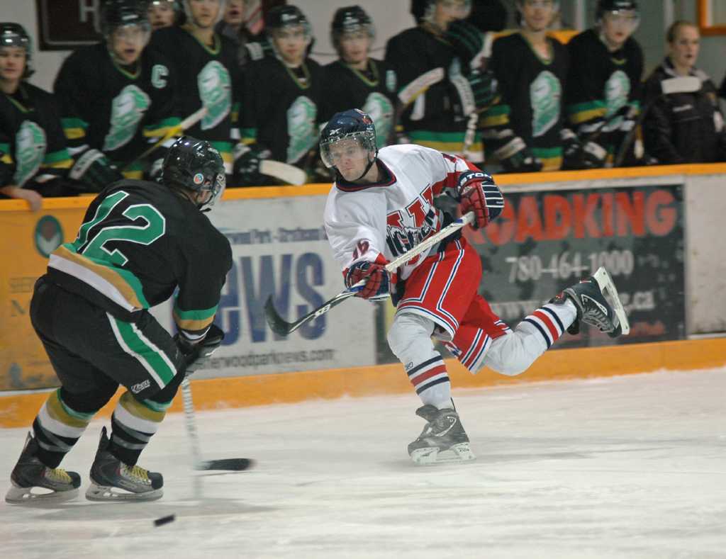 Spezzano a success for Wetaskiwin Icemen