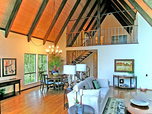 FEATURED OPEN HOMES / Orinda