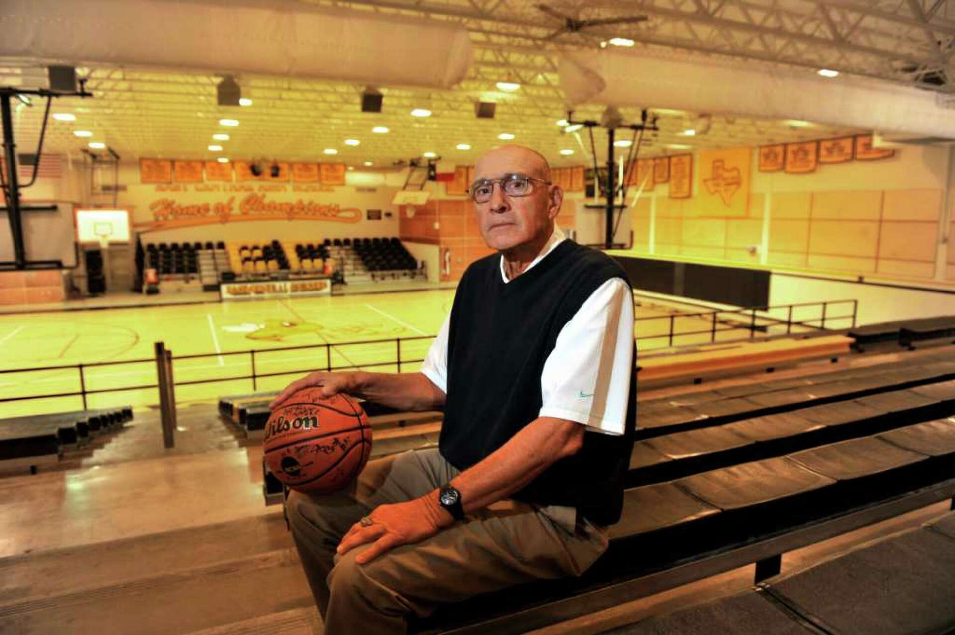 Bonewitz's frenetic style made East Central a power