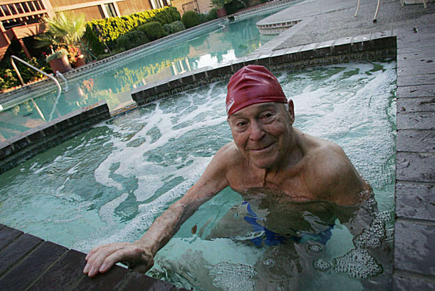 Jack LaLanne, fitness pioneer, dies at 96