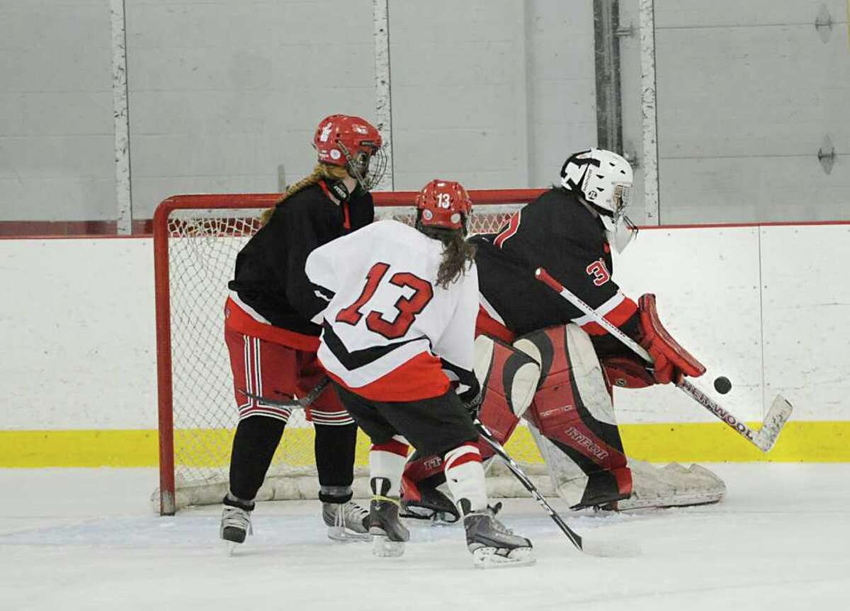 Hompe powers New Canaan past Greenwich