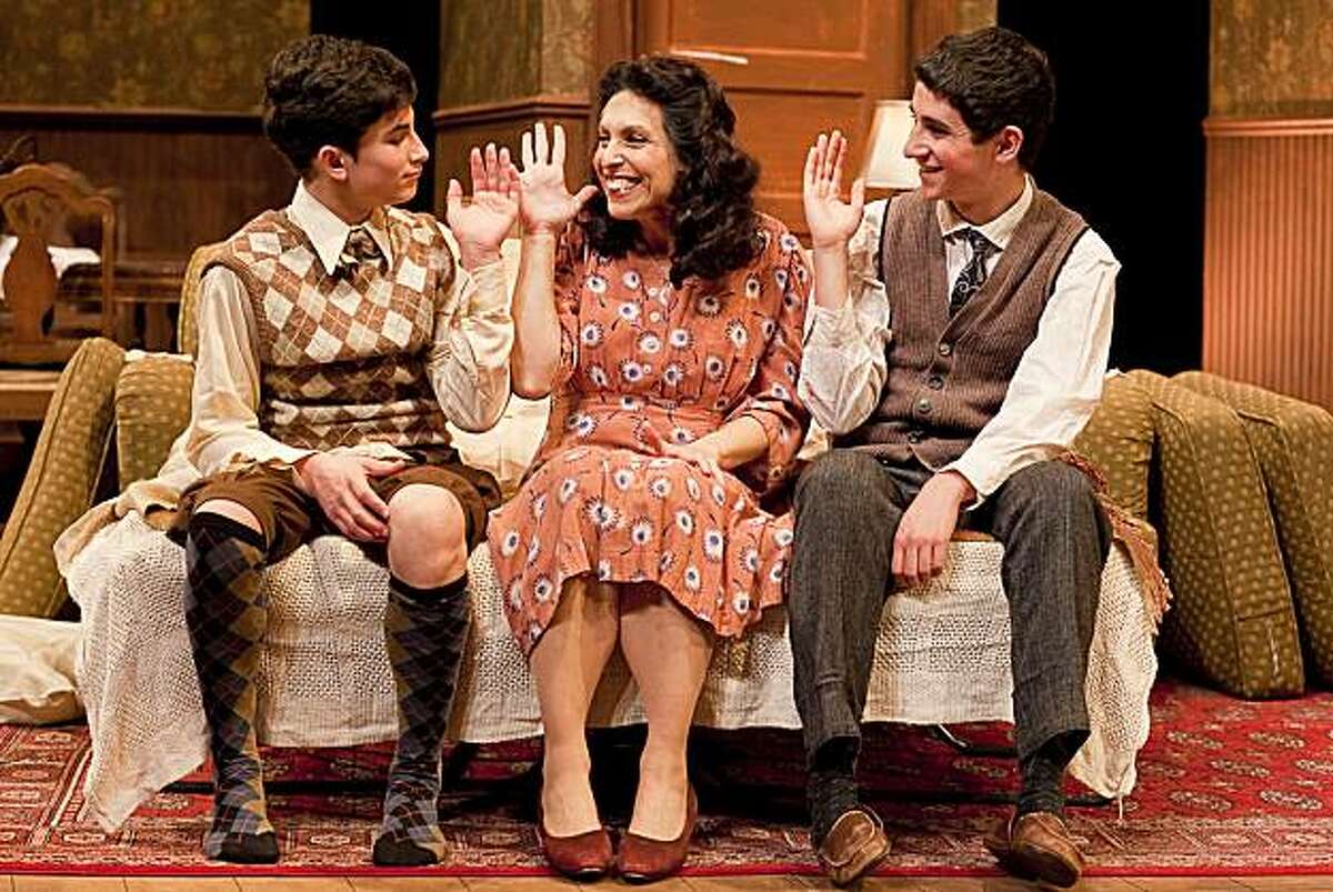 'Lost in Yonkers' review: Cast can't rescue script