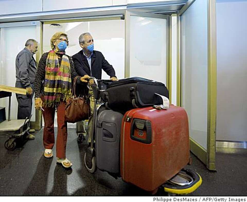 The risk of catching the flu on a plane