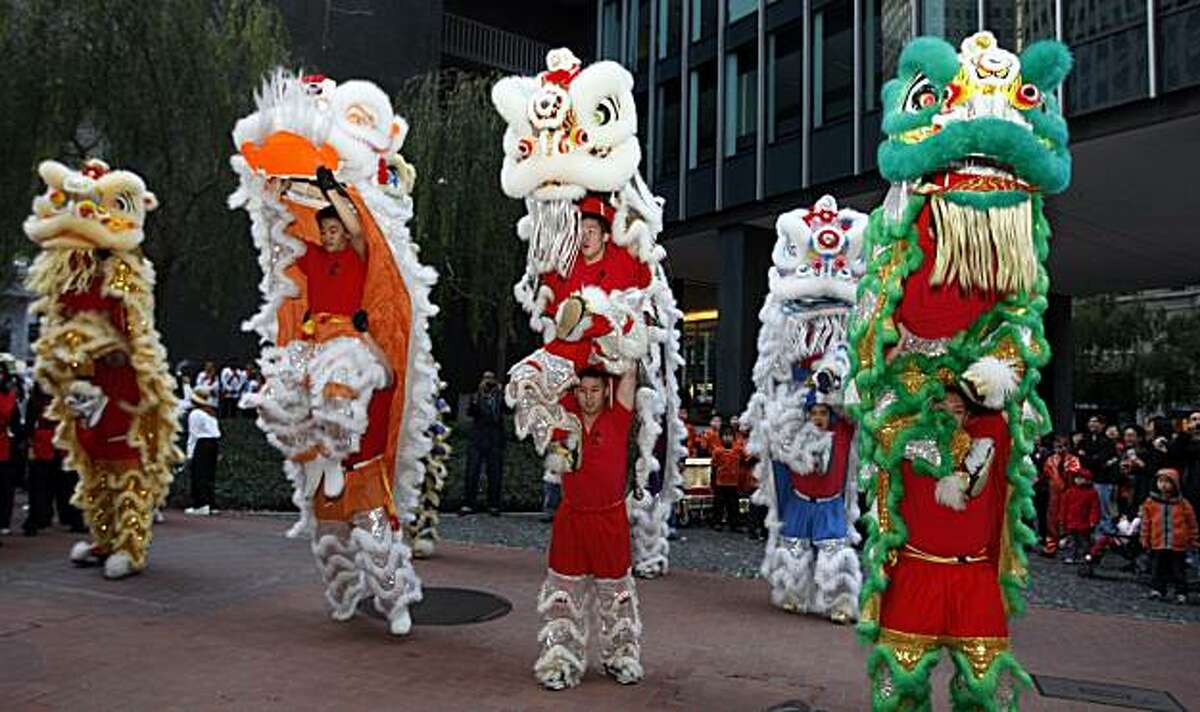 Year of the Tiger off to roaring start at parade
