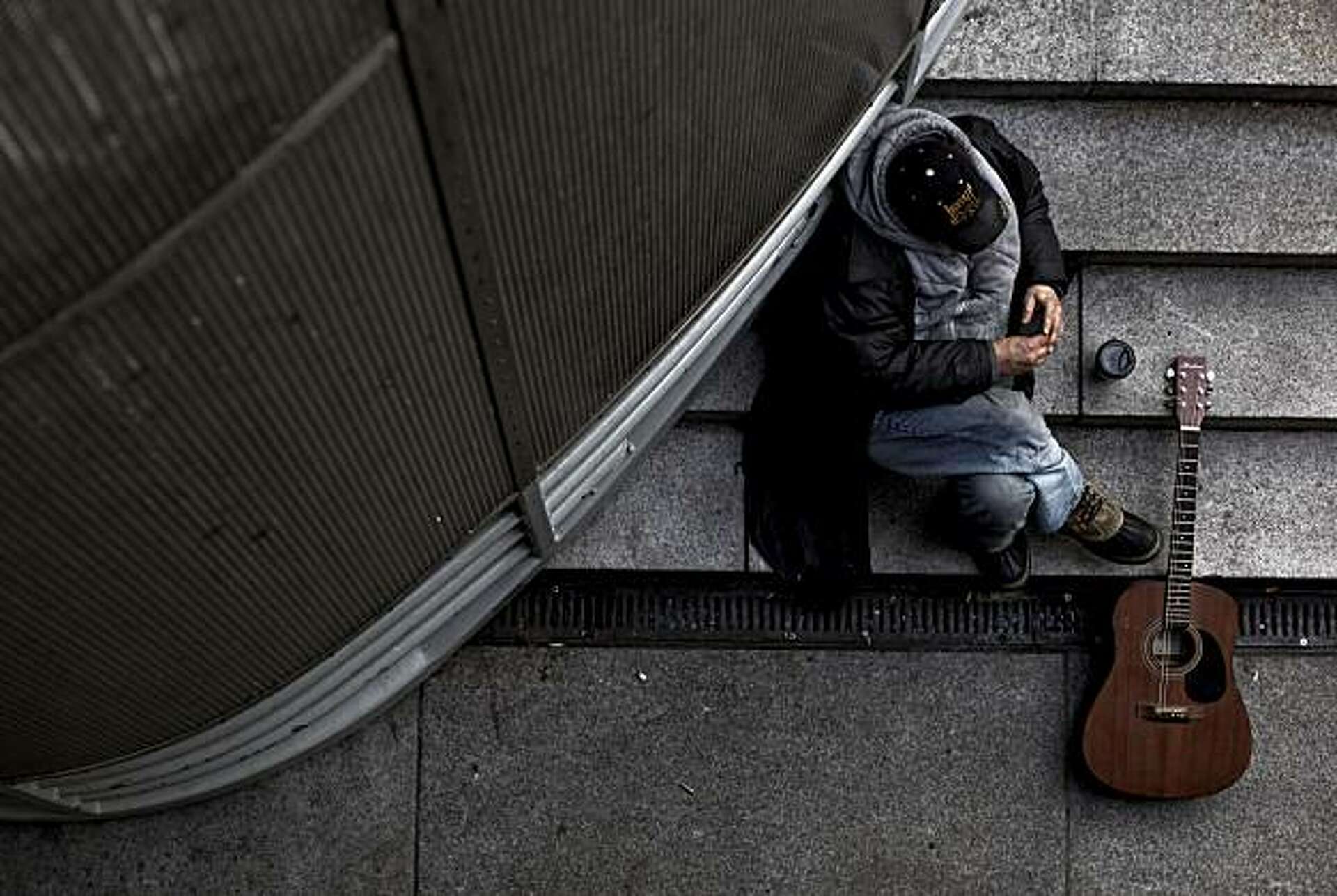 Man Allegedly Masturbating On Bart Placed Under Citizens Arrest