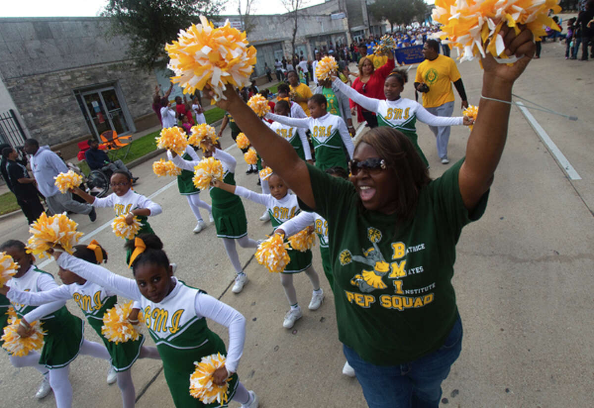 Thousands honor MLK's dream, legacy