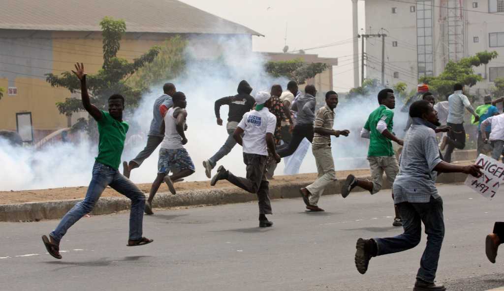 Nigeria Fuel Strike Ends With Soldiers In Streets