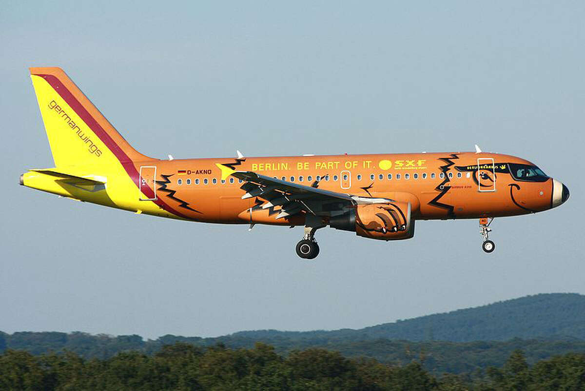 Alaska Airlines launches fifth Disney-themed jet
