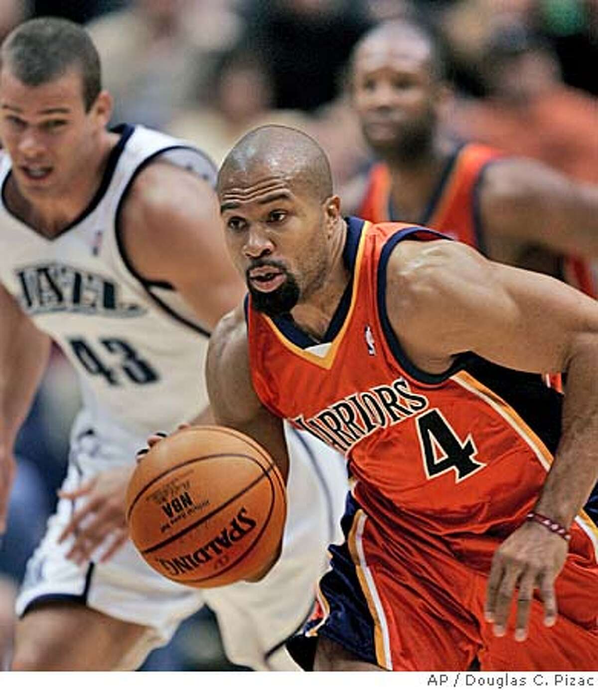 Warriors' comeback upends Utah