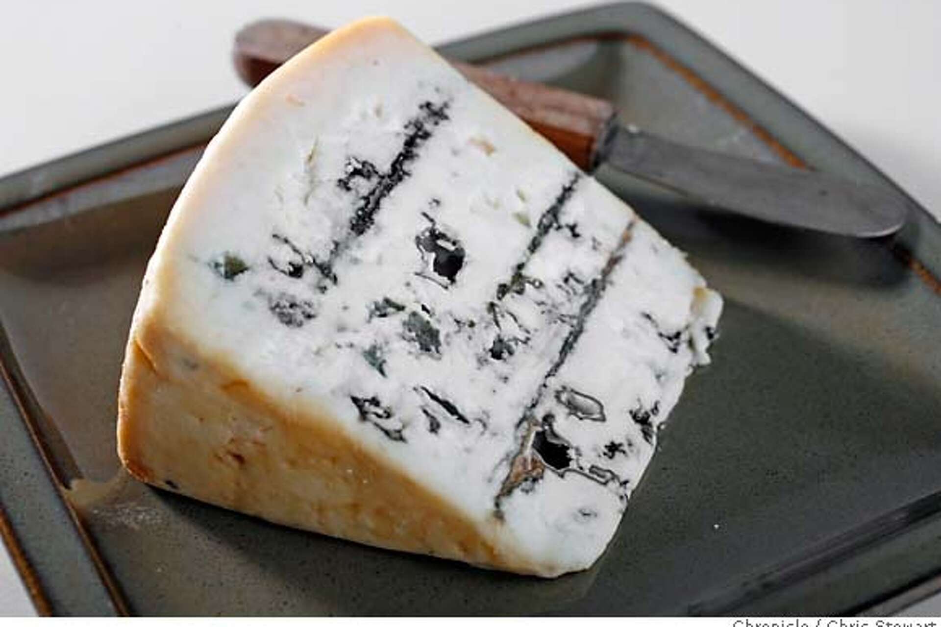 From la belle France, a goat's milk blue that ages gracefully