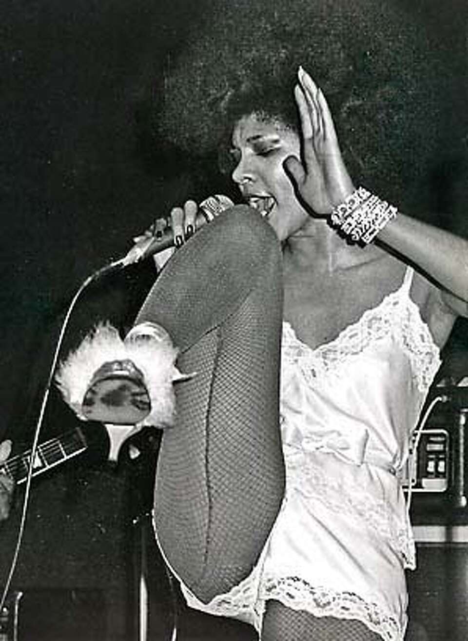 A FUNK QUEEN STEPS OUT OF THE SHADOWS / Betty Mabry Davis set the ...