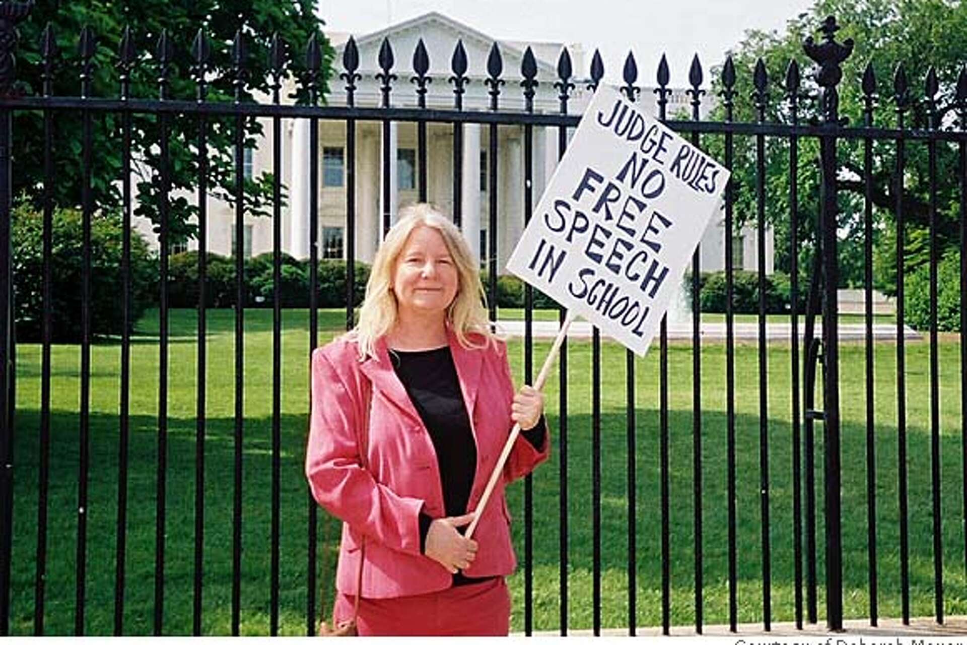 'Honk for peace' case tests limits on free speech