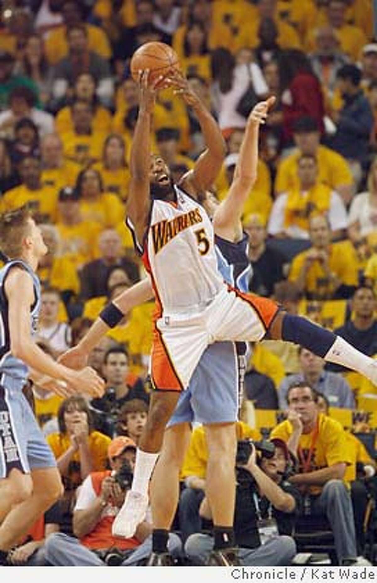 ABOUT FACE! / Flash Davis and company turn it around in Game 3 blowout