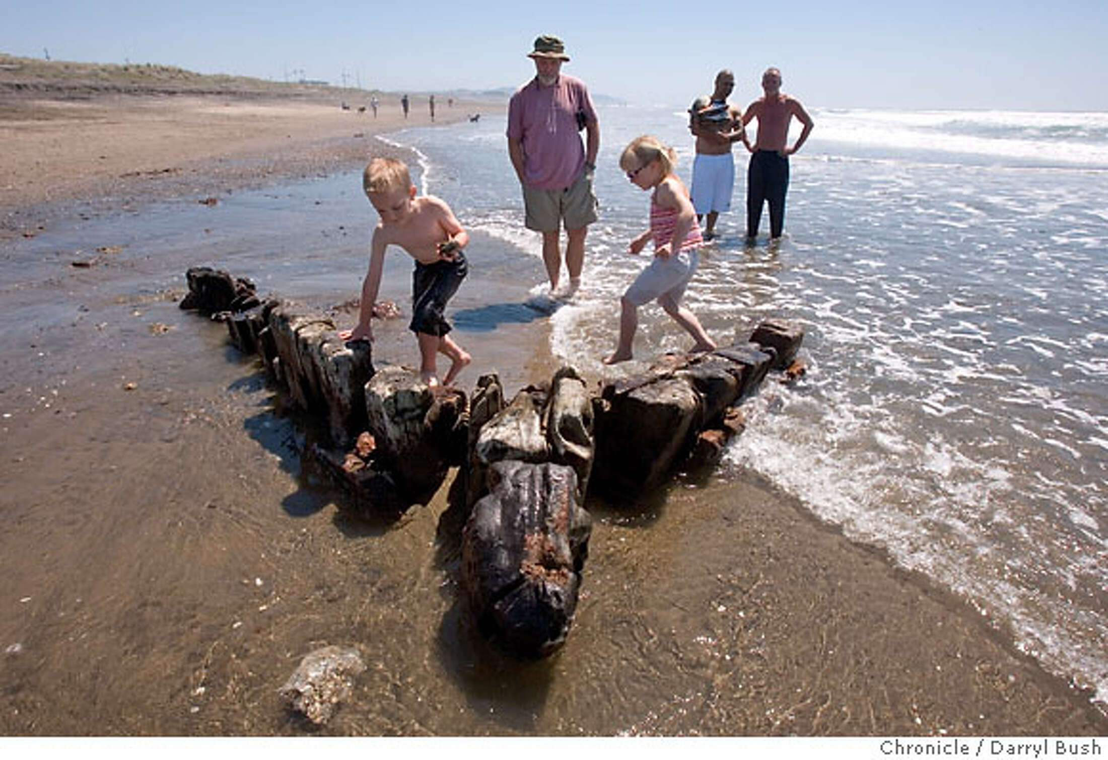 Shipwreck makes a romantic return / Remains of clipper ship appear ...