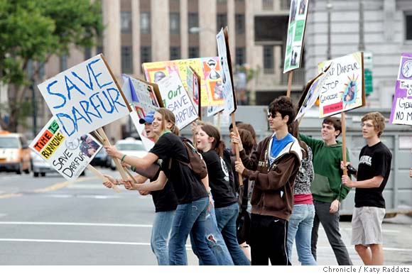 SAN FRANCISCO / Music rolls, tears spill on Darfur anniversary / Rally ...