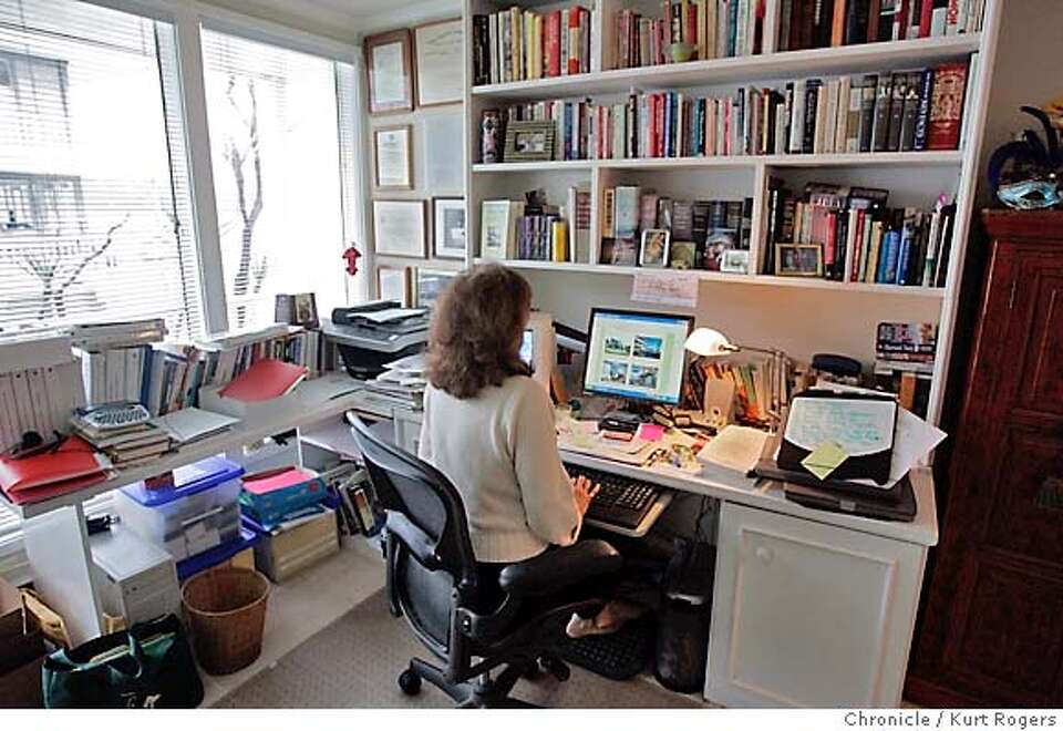 At home with Ciji Ware / Author of 'Rightsizing Your Life' finds that ...