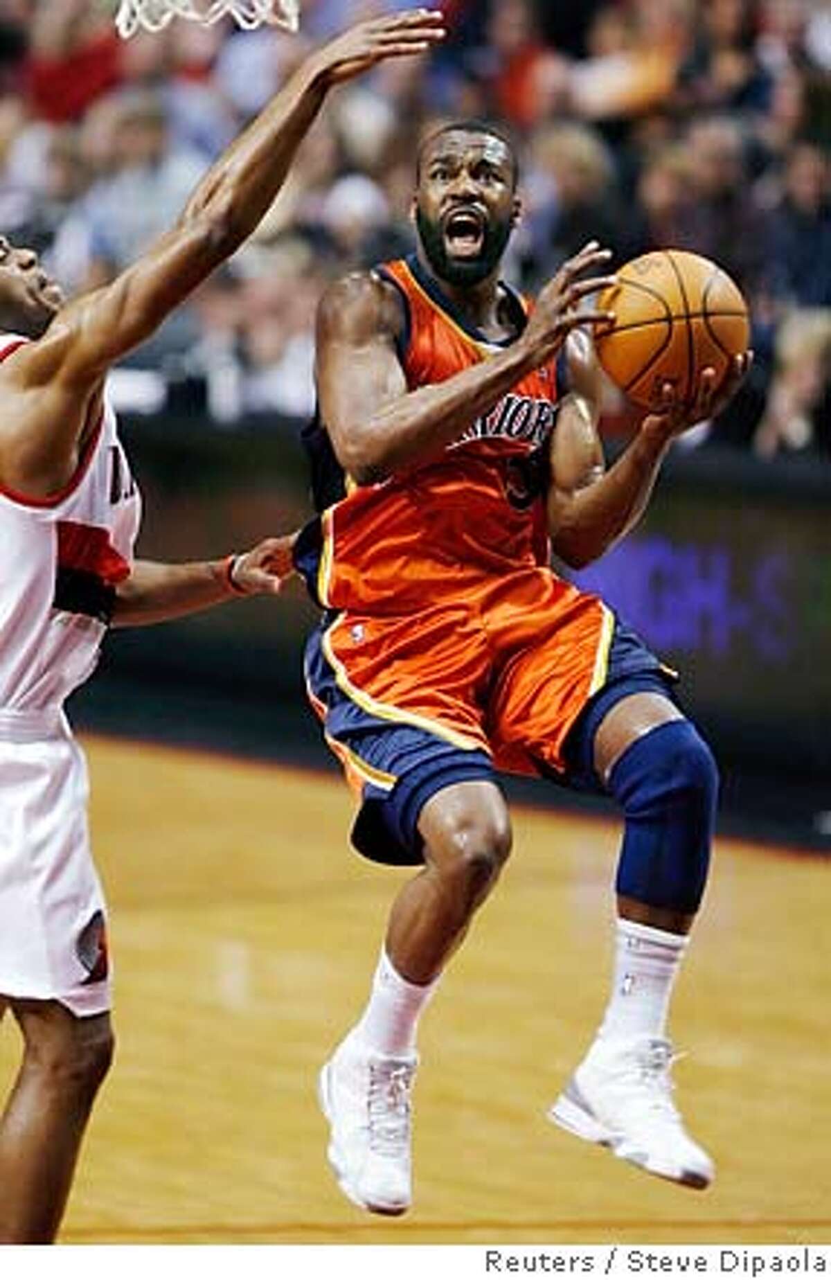 Warriors hold off Pelicans after blowing most of big lead