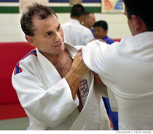 SPORTS / San Matean heads. Olympic judo team