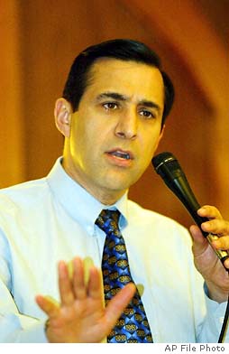 Recall chief held twice on illegal weapons charges / Issa convicted in ...