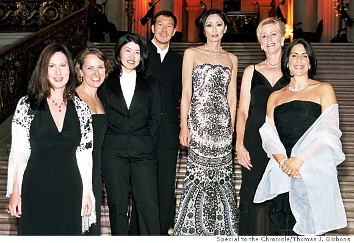 BLACK & WHITE BALL / San Francisco's Most Elegant Street Party