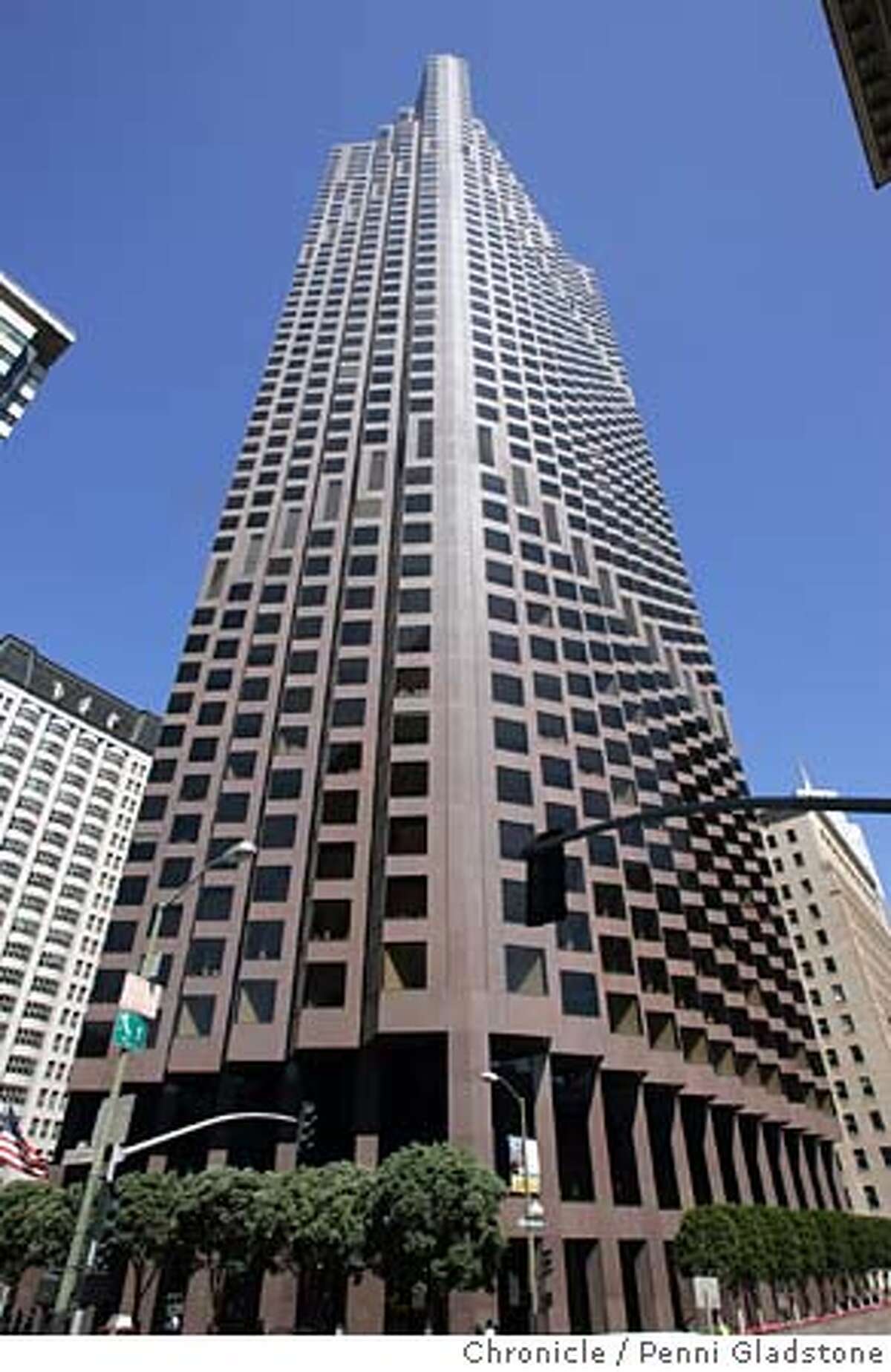 Changing hands / Hong Kong investors to buy BofA building for $1.05 ...