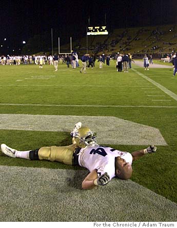 A Cardinal shocker / Davis scores winning TD in final seconds