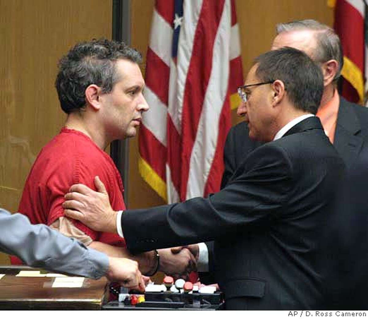 OAKLAND / DNA match of bloodstains in case of missing wife