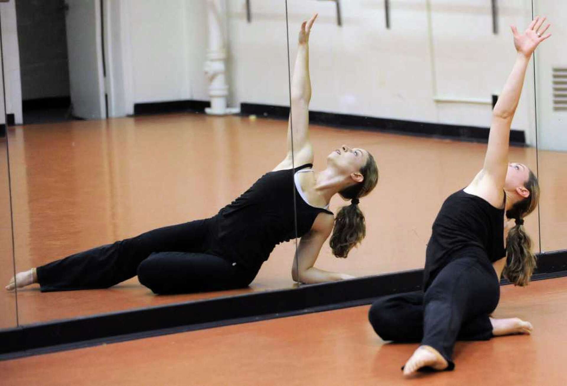 Ellen Sinopoli Dance Company celebrates 21 years at The Egg
