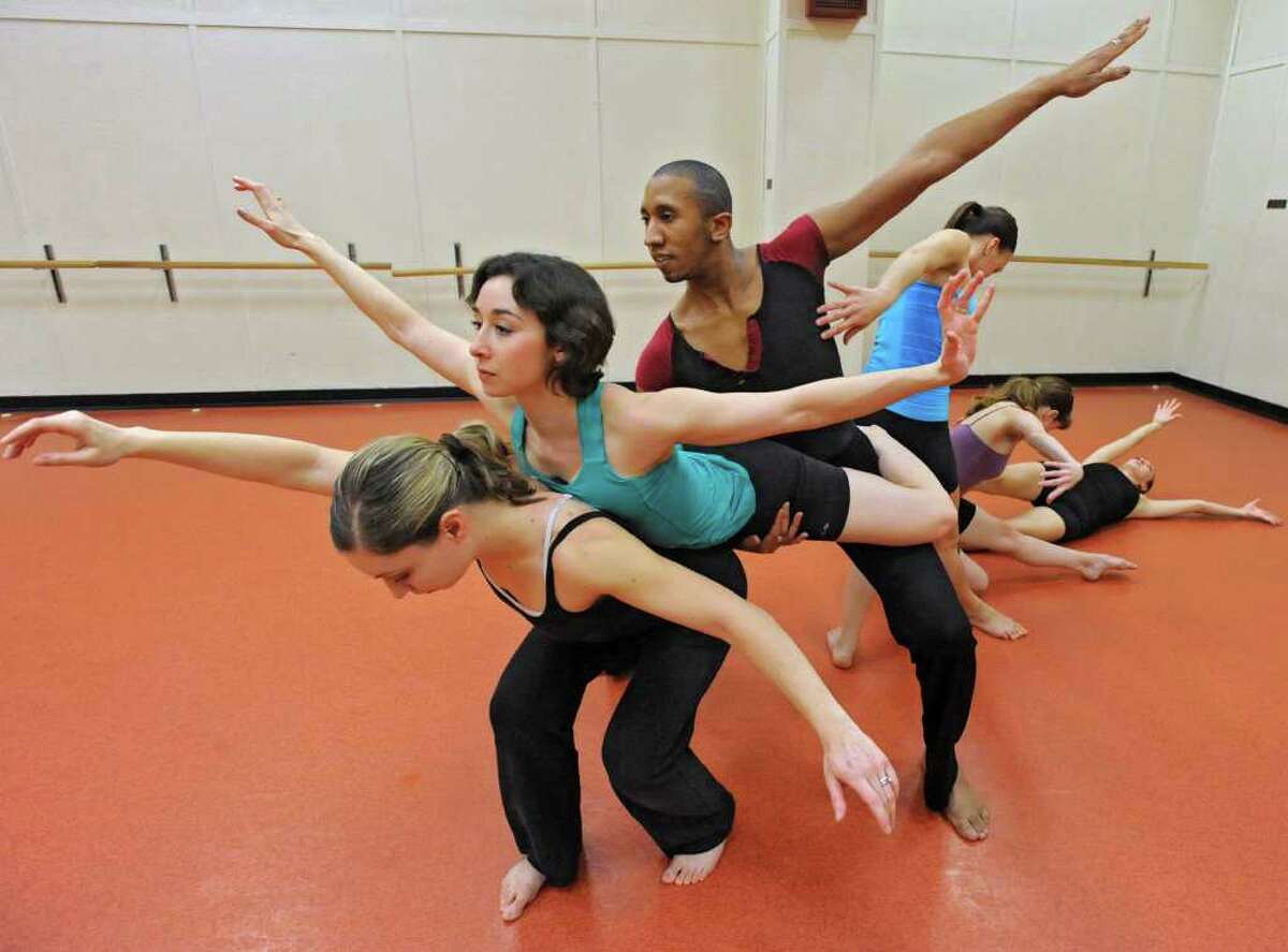 Ellen Sinopoli Dance Company celebrates 21 years at The Egg