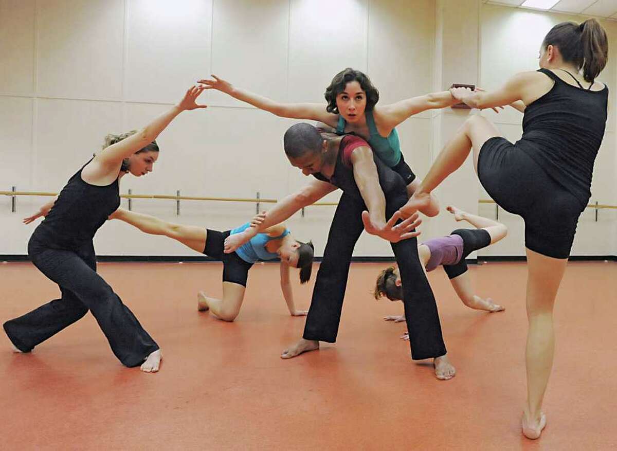 Ellen Sinopoli Dance Company celebrates 21 years at The Egg