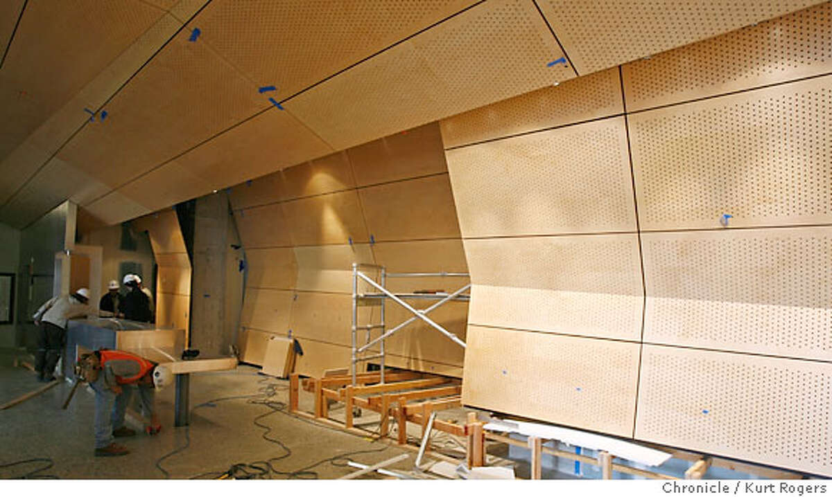 TOWERING EXPECTATIONS / S.F.'s new federal building challenges ideas of ...