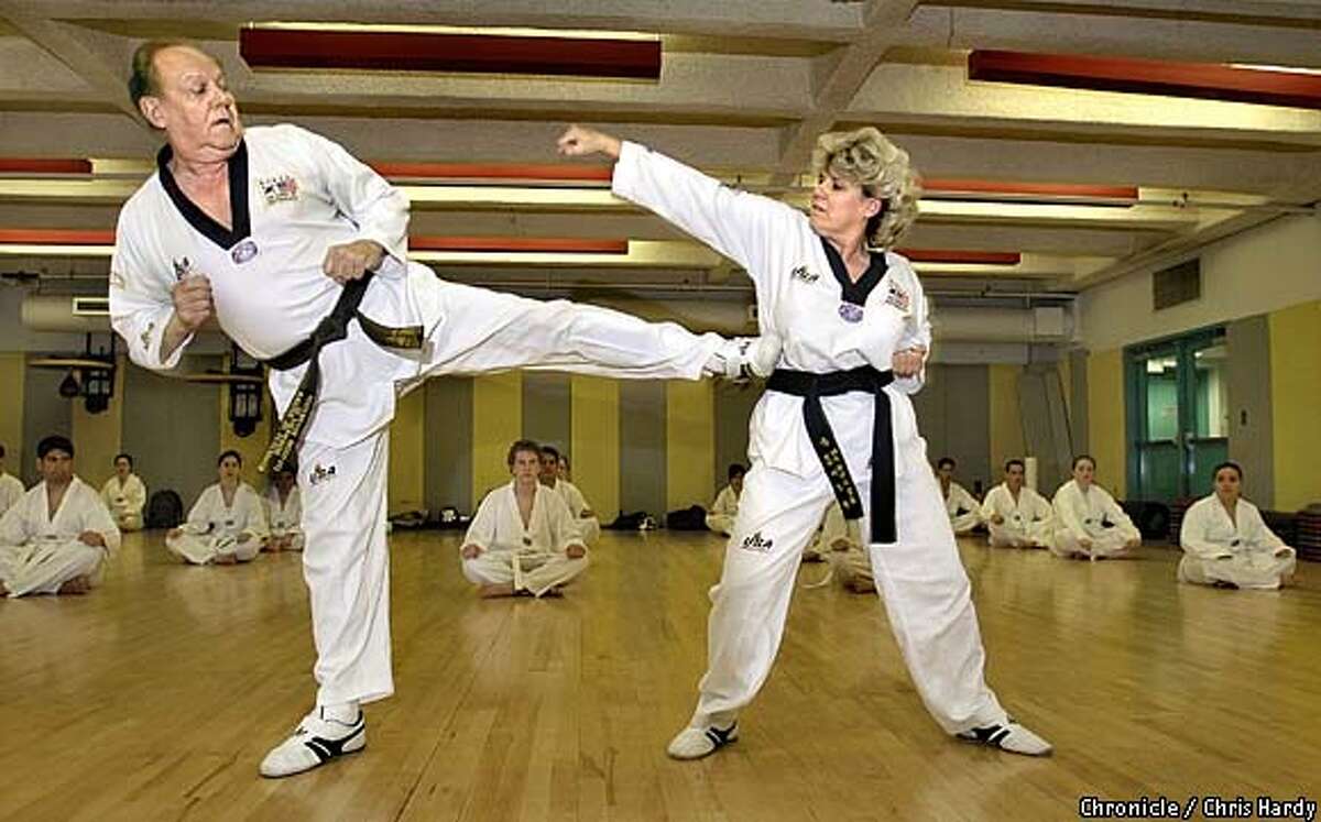 SPORTS / Atypical grand master teaches USF students tae kwon do