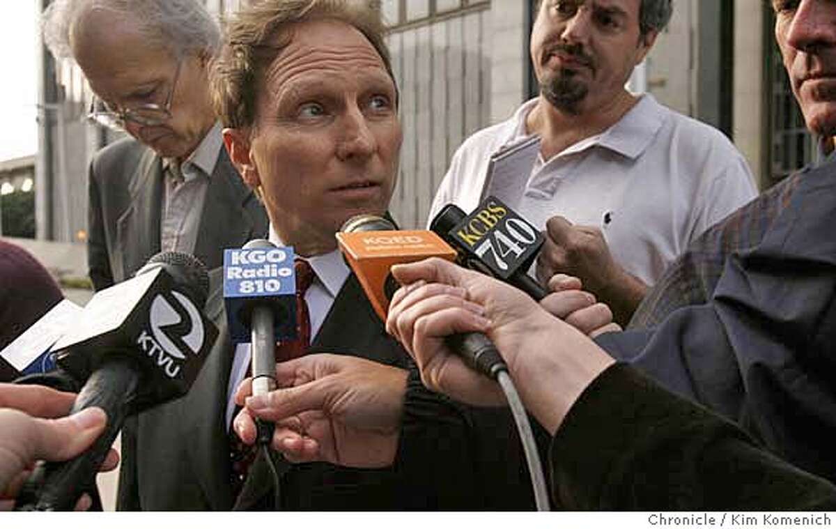 Lawyer enters guilty plea as BALCO leaker / Government backs off ...