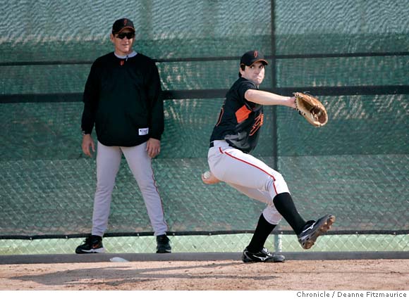 CHANGEUP / Zito is aiming to improve with his new delivery