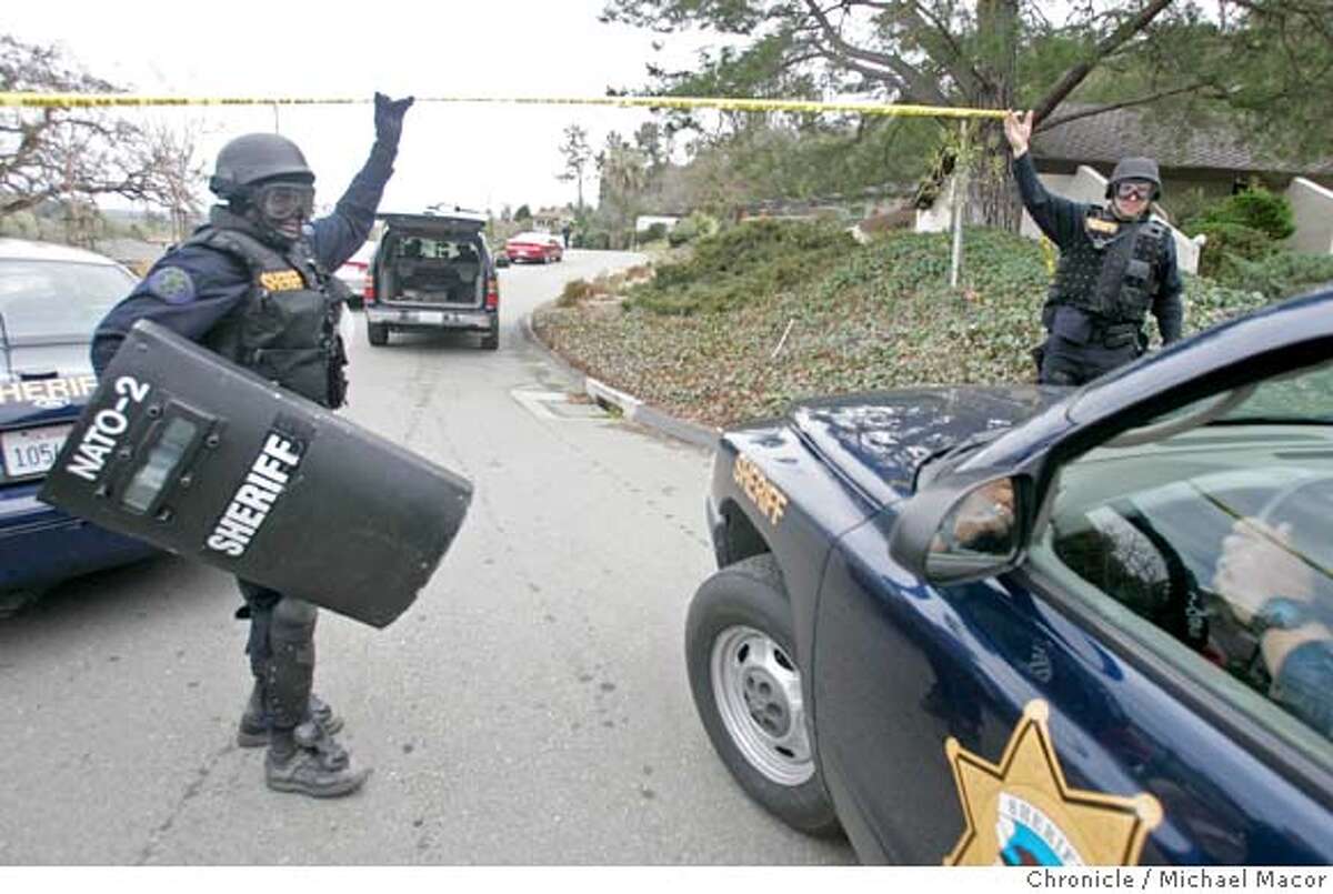 Pleasanton standoff ends after six hours / San Ramon man feared third ...