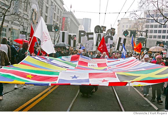 Several thousand demonstrators take part in S.F. anti-war protest