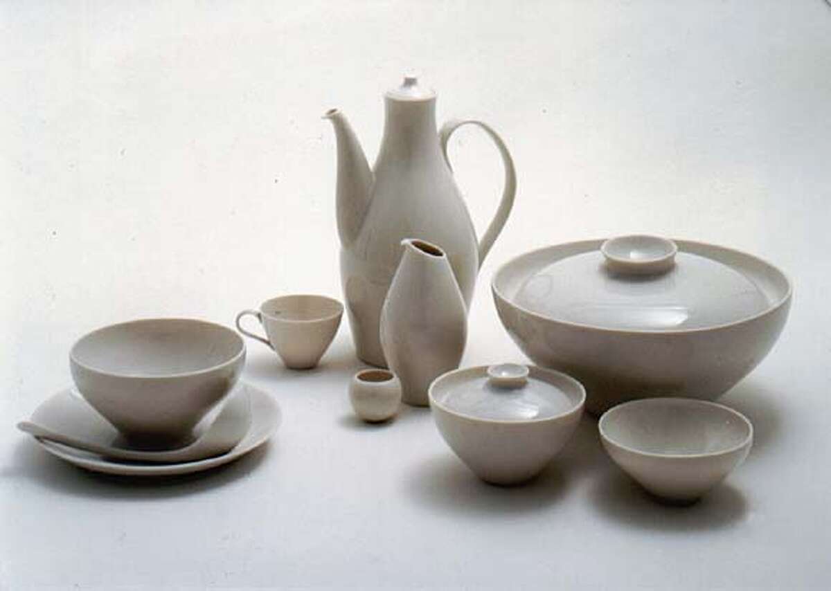 Doyenne of design / Eva Zeisel's curvy, organic shapes changed the look ...