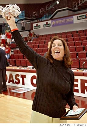 SCU has coach trouble / Bento-Jackson called abusive