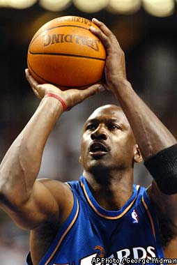 FINAL FAREWELL / Air time is up -- Jordan walks away