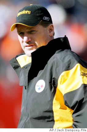 Whisenhunt takes reins in Arizona